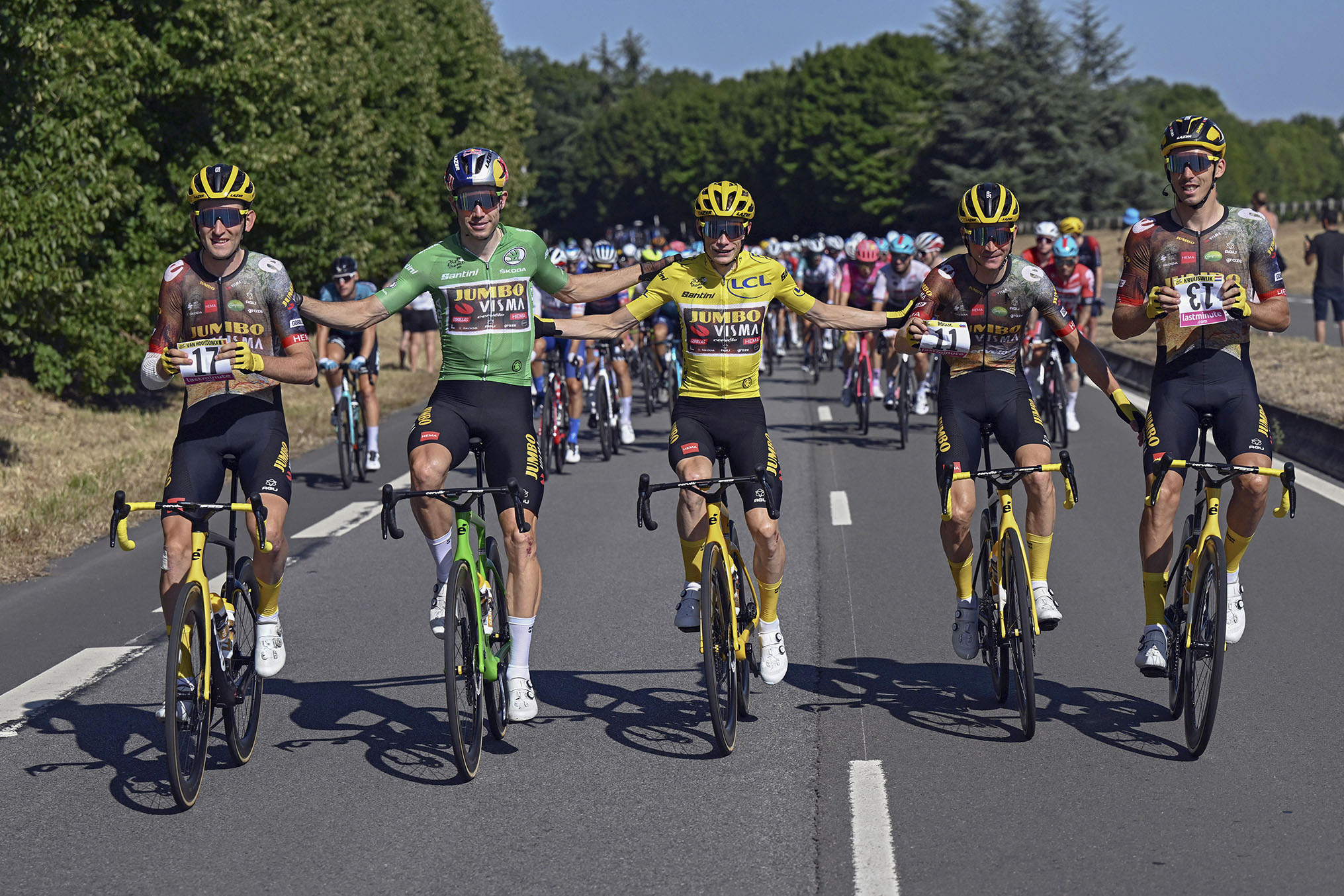Saison 2022: Die Bilanz der WorldTour-Teams | Jumbo-Visma – das beste ...