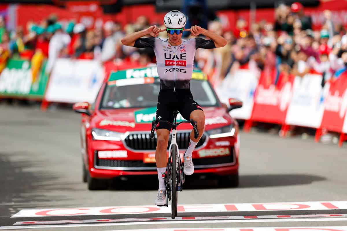 Vuelta 2025: Juan Ayuso gewinnt Bergankunft in Cerler - cyclingmagazine
